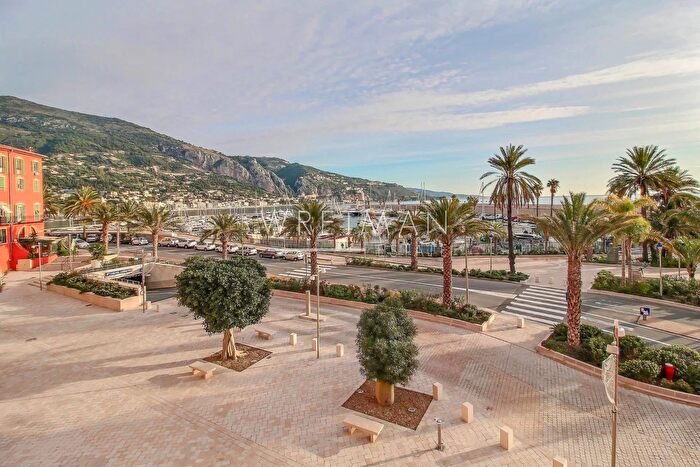 Appartement à vendre - Menton, Hôtel de Ville, Vieille Ville, Musée, Madone, Carnolès - 2 pièces - 1 chambre