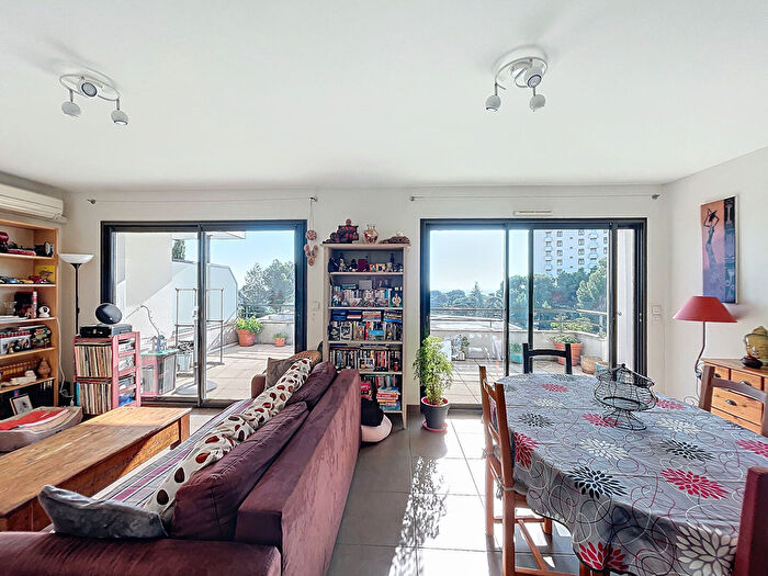 Appartement à vendre - Villeneuve-lès-Avignon, Pasteur, Bellevue - 3 pièces - 2 chambres