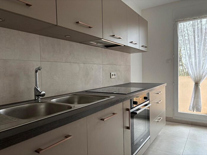 Appartement à louer - Talant, Centre-ville - 3 pièces - 2 chambres