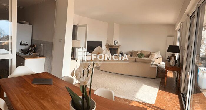 Appartement à vendre - Saint-Ismier - 4 pièces - 3 chambres