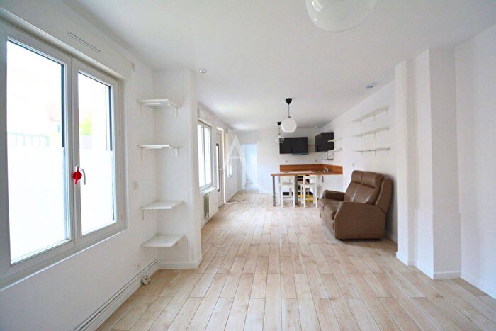 Appartement 2 pièces à louer à Pasteur, Villejuif