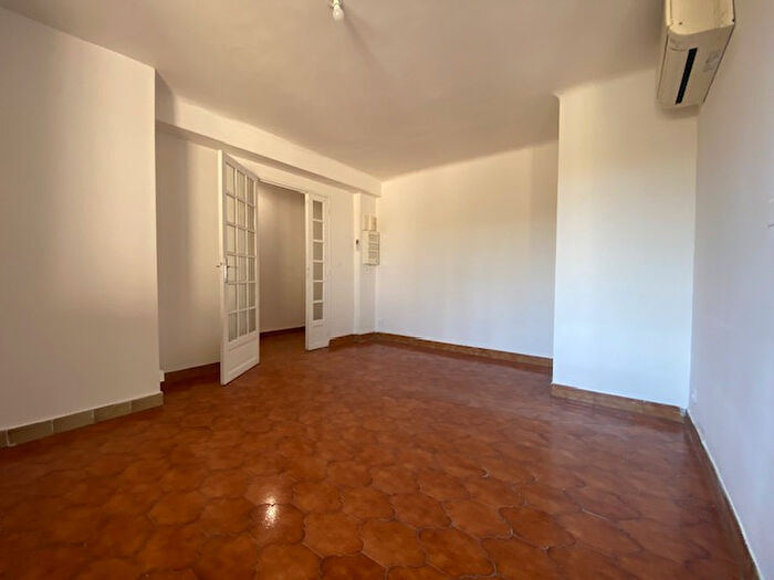 Appartement à louer - Marseille e , La Pomme - 3 pièces - 2 chambres