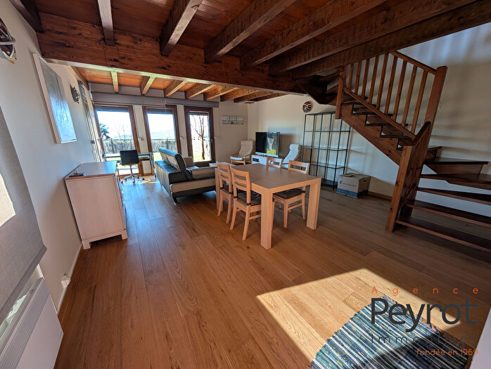 Maison à louer - Enveitg - 4 pièces - 3 chambres