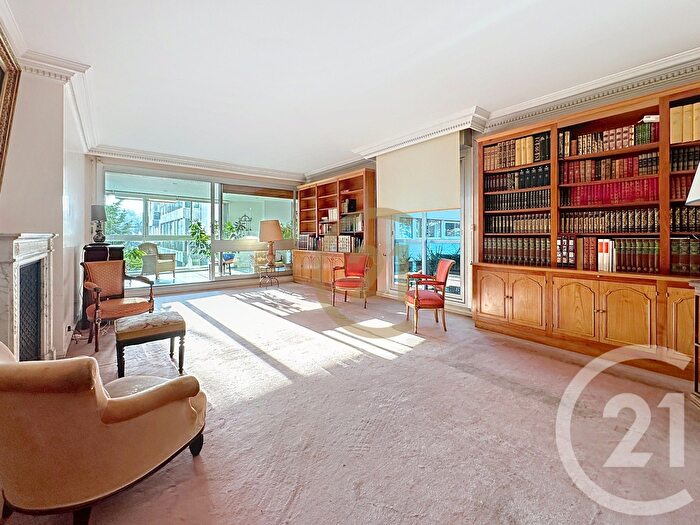 Appartement à vendre - Le Chesnay, Pré-Vert - 5 pièces - 3 chambres