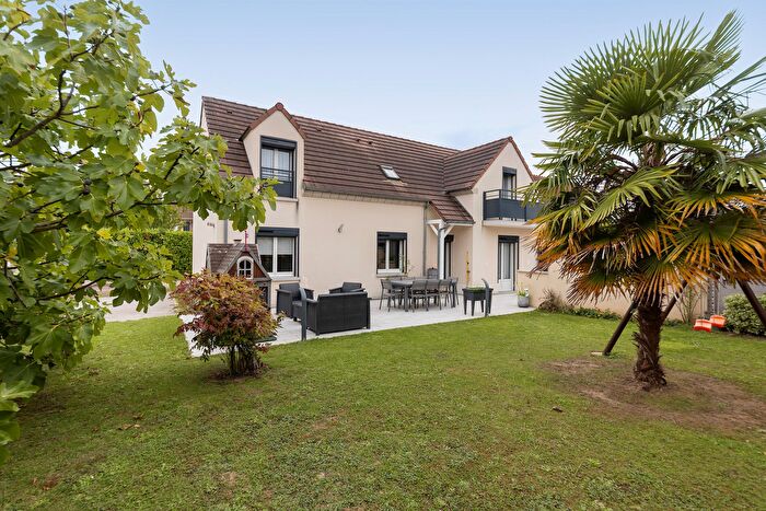 Maison à vendre - Leuville-sur-Orge - 6 pièces - 4 chambres
