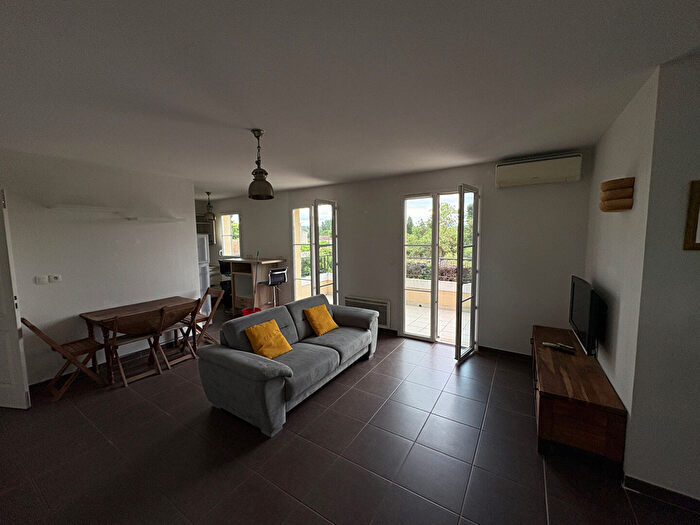 Appartement 3 pièces à louer à Aix-en-Provence, Les Milles