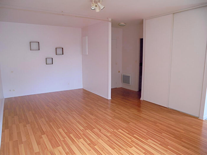 Appartement 1 pièce à louer - Bourg-en-Bresse, Centre, Brou, Baudières