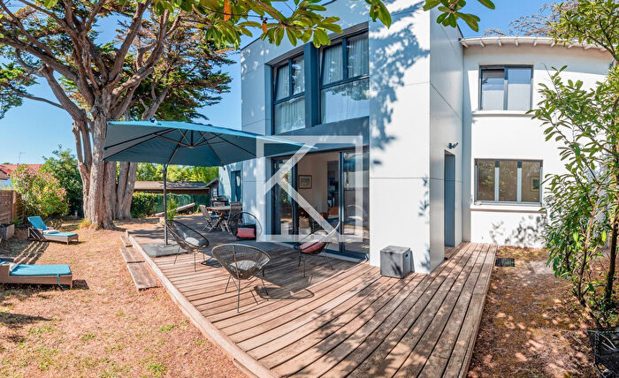 Maison à vendre - La Baule-Escoublac - 6 pièces - 4 chambres