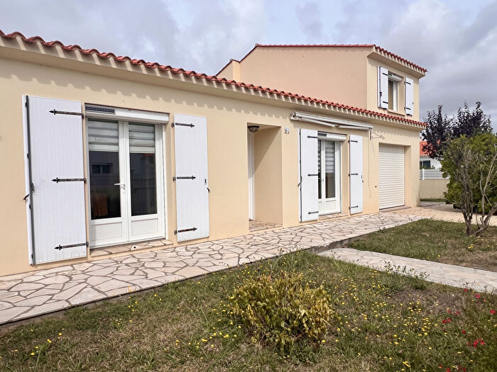 Maison à vendre - Le Perrier - 5 pièces - 3 chambres