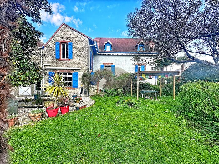 Maison 9 pièces à vendre - Tarbes, Gespe, Courte Boule
