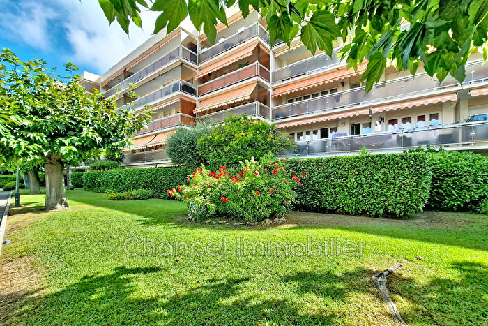 Appartement 4 pièces à vendre - Antibes, Antibes-les-Pins, Trianon, Le Fournel, Peyregoue