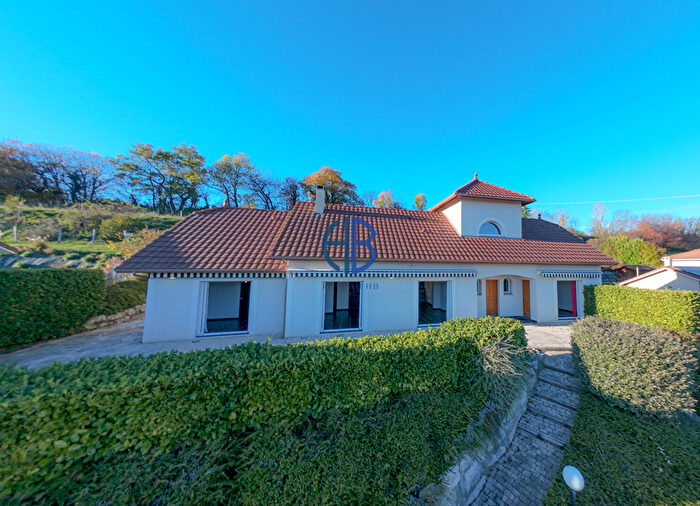 Maison à vendre - Saint-Blaise-du-Buis - 6 pièces - 5 chambres