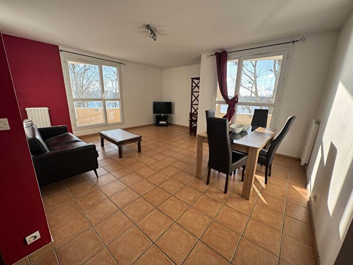 Hôtel de Ville, Créteil - Appartement 3 pièces à louer