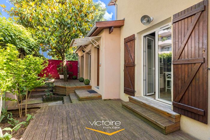 Lyon 3ème, Sans Souci, Dauphiné : Maison 5 pièces à vendre