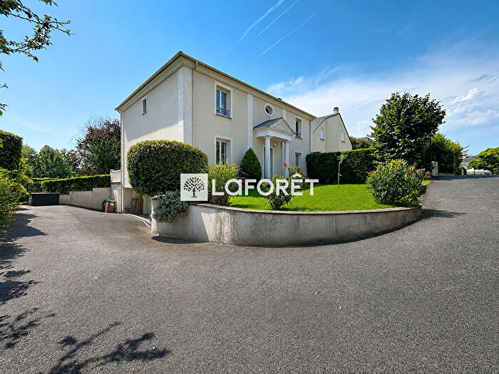 Maison 8 pièces à vendre - Chatou, Est