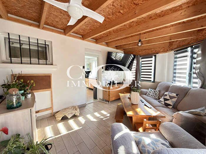 Maison 4 pièces à Saint-Étienne-du-Bois, à vendre