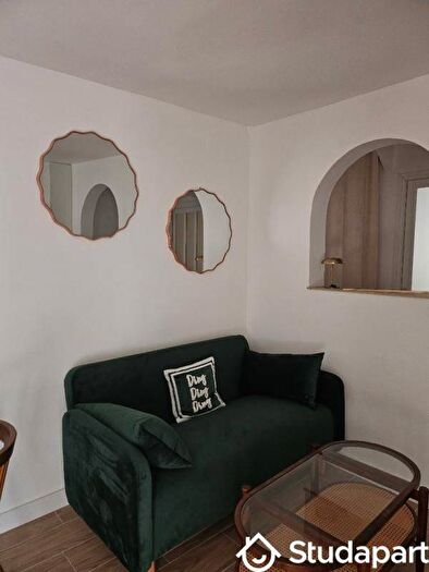 Appartement à louer - Supérieur, Beausoleil - 1 pièce - 2 chambres