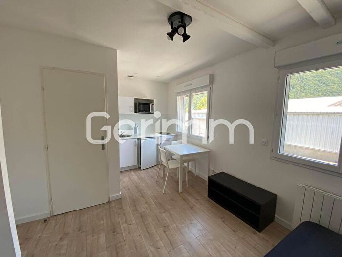 Appartement à louer - Le Village, Saint-Martin-dHères - 1 pièce