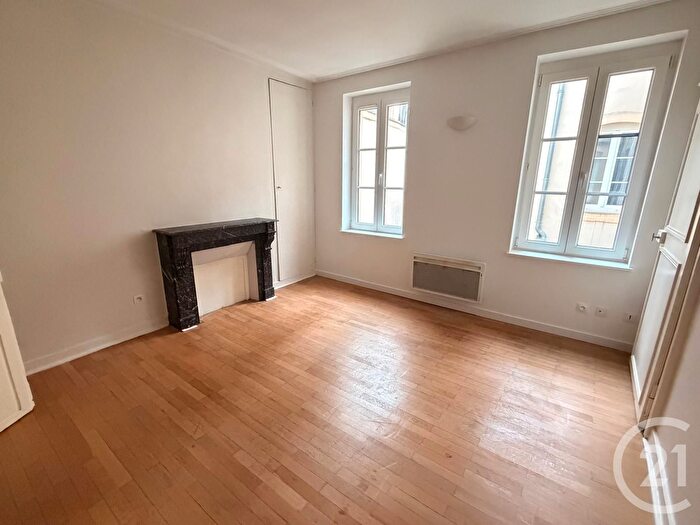 Appartement à louer - Metz, Centre-ville - 1 pièce - 1 chambre