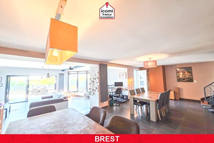 Maison à vendre - Brest, Saint-Marc, Kérampéré - 6 pièces - 4 chambres