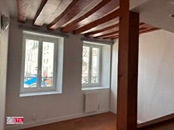Pontoise, Centre-ville - Appartement 1 pièce à louer