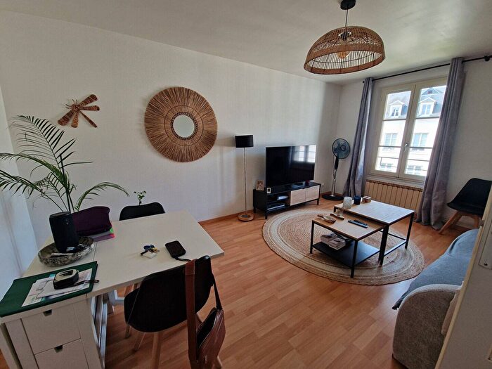 Appartement à louer - Saint Martin-Saint Etienne, Nevers - 2 pièces - 1 chambre