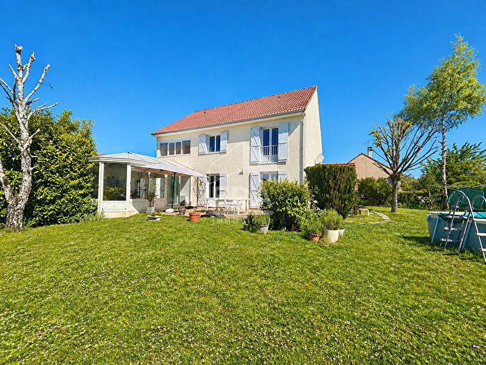 Maison 7 pièces à vendre à La Ferté-Alais