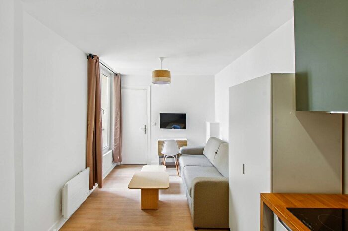 Appartement 1 pièce à Montmartre, Paris 18ème arrondissement, à louer