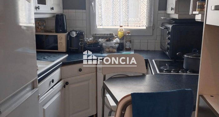 Appartement 3 pièces à Chatillon, Viry-Châtillon, à louer
