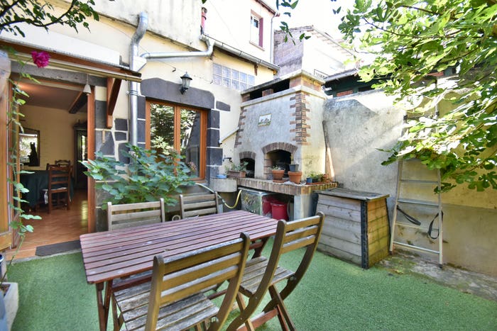 Riom, Le Couriat, Les Boules, La Beaumette, La Petite Provence : Maison 5 pièces à vendre
