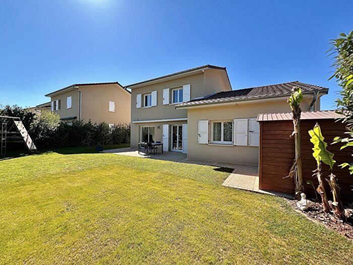 Maison à vendre - Charvieu-Chavagneux - 5 pièces - 4 chambres