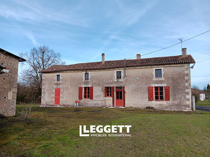 Maison à vendre - Vanzay - 7 pièces - 4 chambres