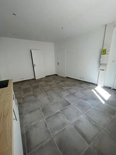 Appartement 2 pièces à Centre Nord, Apt, à louer