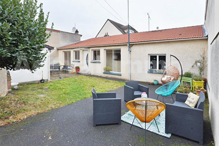 Maison à vendre - Montgeron, La Forêt - 4 pièces - 3 chambres