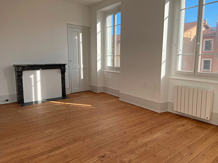 Appartement à louer - Sainte-Colombe - 2 pièces - 1 chambre