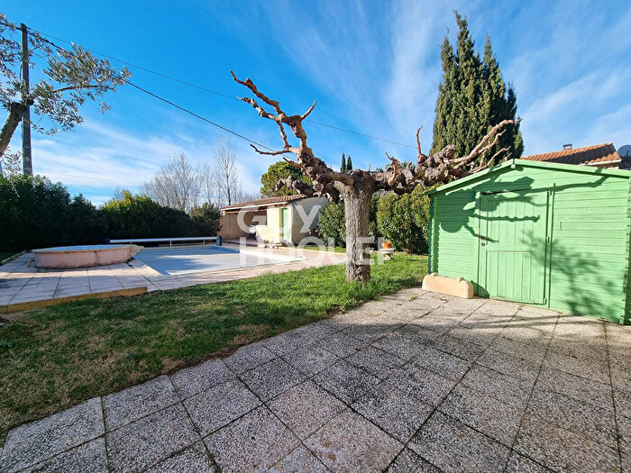 Maison à vendre - Le Thor - 8 pièces - 5 chambres