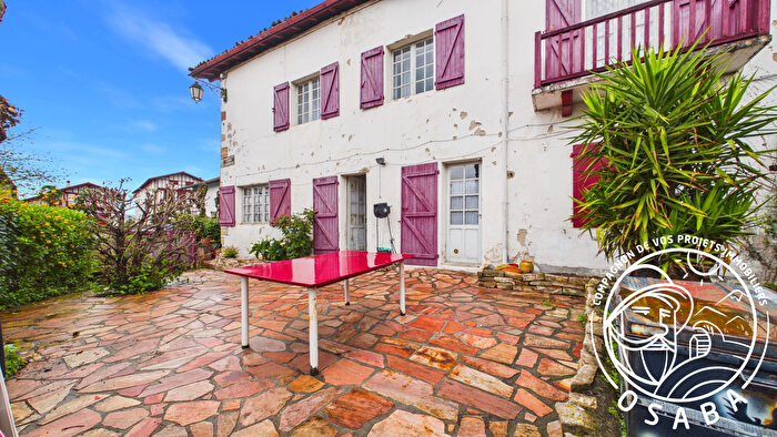 Maison à vendre - Ainhoa - 8 pièces - 7 chambres