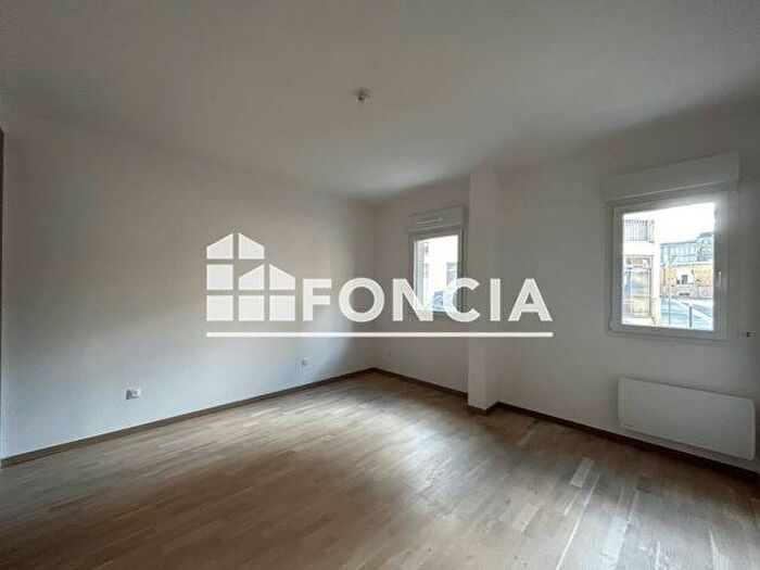 Appartement à louer - Centre Ville, Reims - 1 pièce