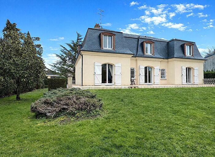 Appartement à vendre - Le Plessis-Trévise, François Mansard - 5 chambres