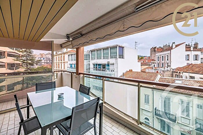 Appartement à vendre - Cannes, Bocca Sud - 2 pièces - 1 chambre