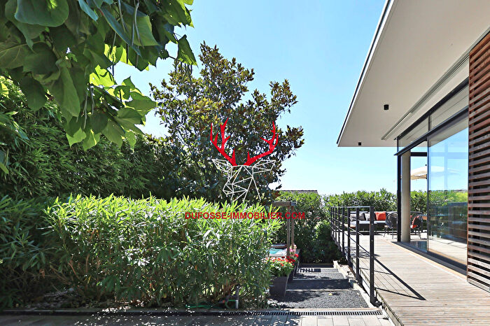 Maison à vendre - Soucieu-en-Jarrest - 6 pièces - 4 chambres