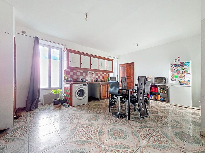 Appartement à vendre - Graissessac - 4 pièces - 3 chambres