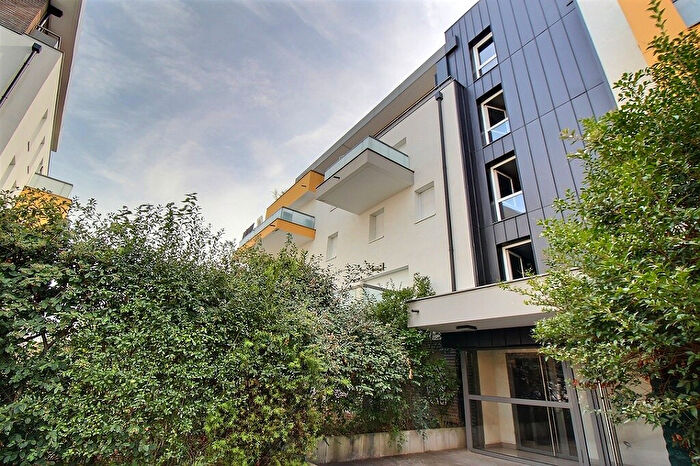 Appartement à vendre - Vétraz-Monthoux - 5 pièces - 4 chambres