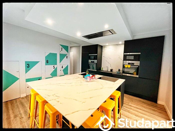 Appartement à louer - Croix-de-pierre, Toulouse - 1 pièce - 2 chambres