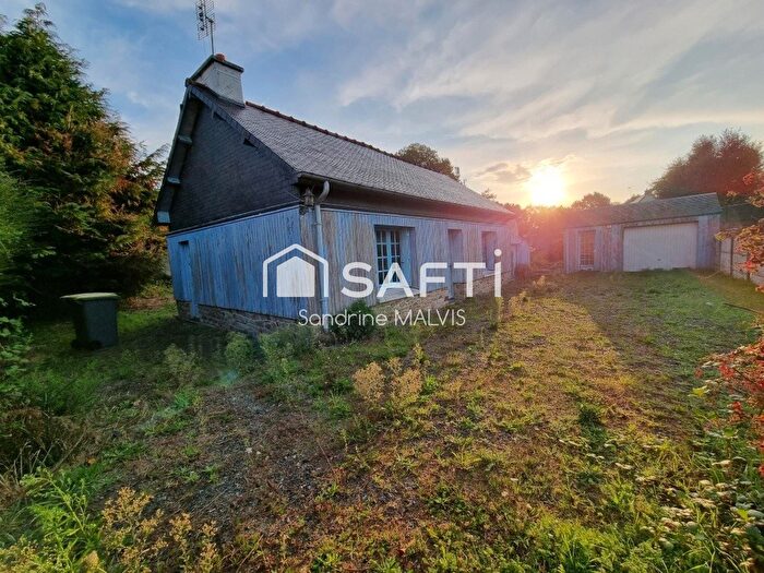 Bourbriac - Maison 4 pièces à vendre