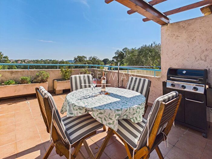 Maison à vendre - Sainte-Maxime, Saquèdes, Quilladou, Garonnette, Golfe - 3 pièces - 2 chambres