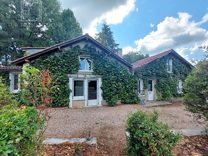 Maison à vendre - Brantôme - 7 pièces - 3 chambres