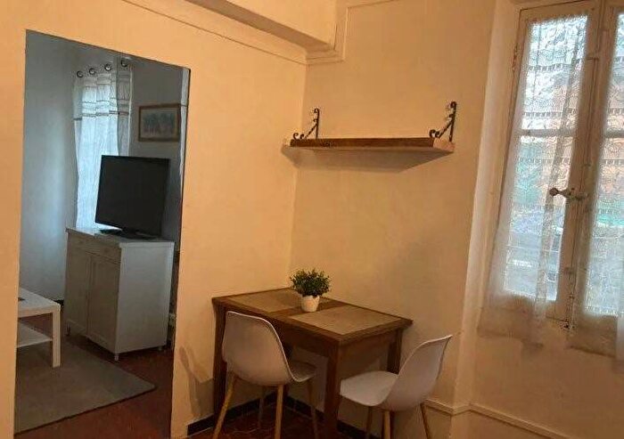 Grasse : Appartement 1 pièce à louer