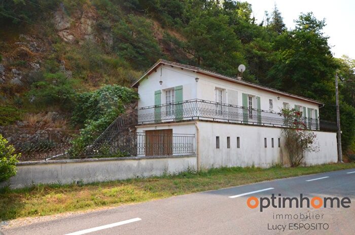 Maison à vendre - Confolens - 4 pièces - 3 chambres