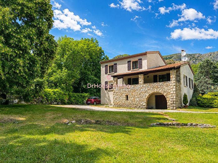 Maison 5 pièces à vendre - Mayres